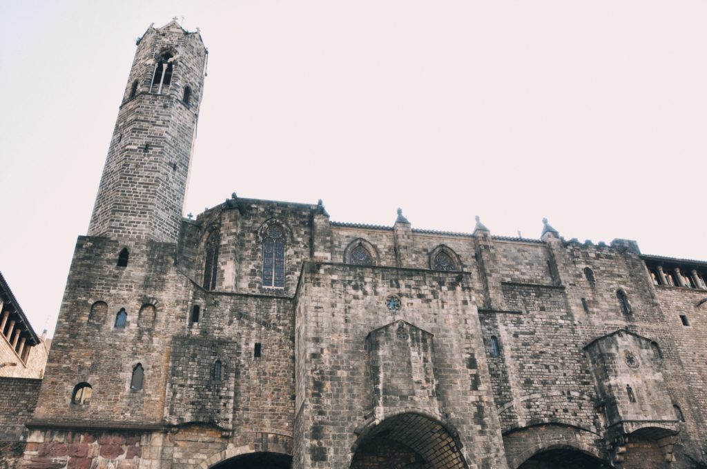 Medieval Barcelona: a route through Barcelona’s Old Town – Feast of Travel